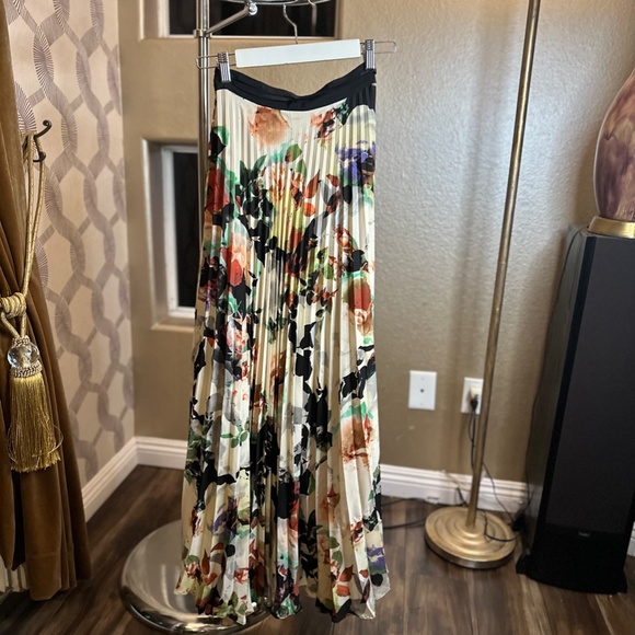 charlie jade | Skirts | Charlie Jade Pleated Skirt | Poshmark